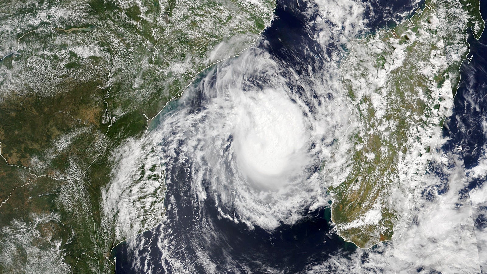 Nach Tod und Zerstörung: Rekord-Zyklon Freddy löst sich auf | Weather.com